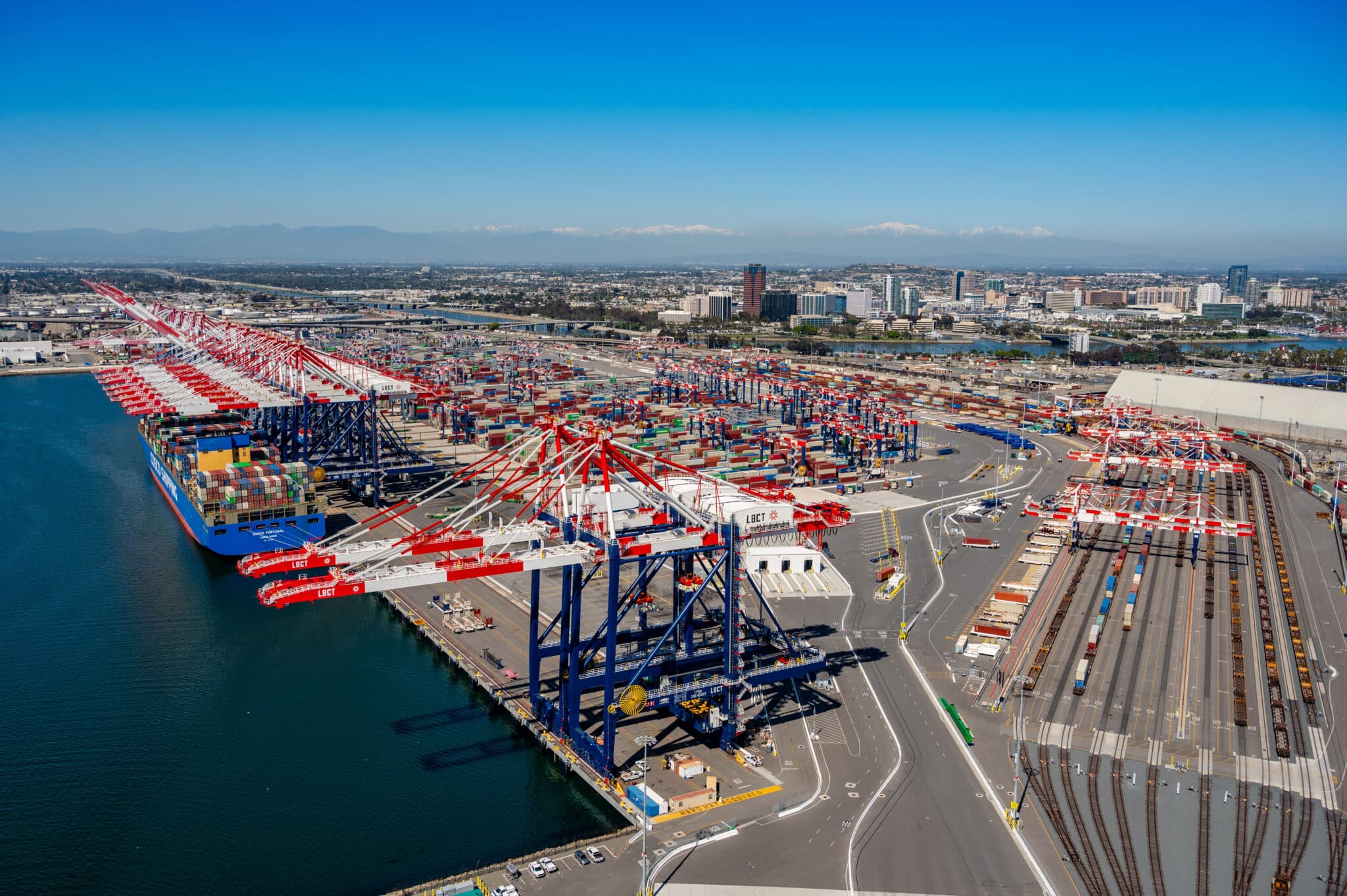 Long Beach Container Terminal On Track to Reach Net Zero as Shipments ...