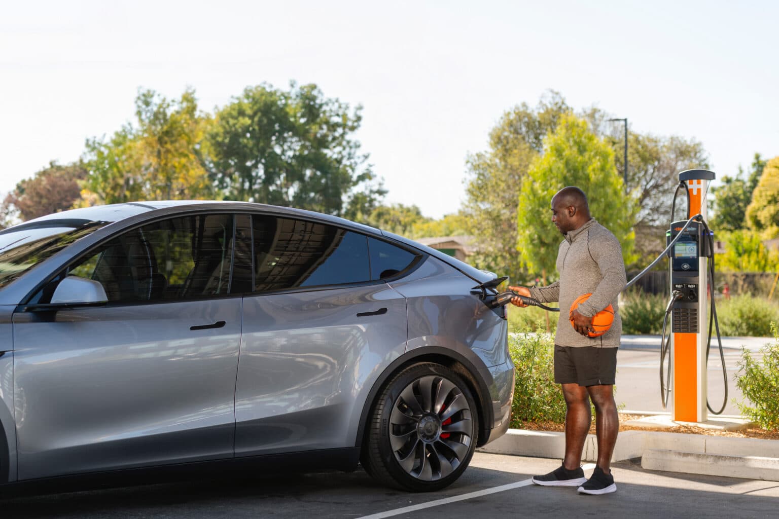 ChargePoint Data Suggests That Charging Infrastructure Is Not Keeping ...